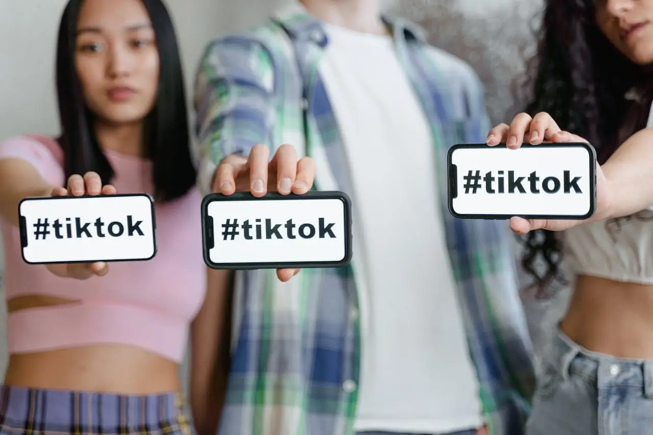 7 Cara Jualan di TikTok yang Bikin Dagangan Laris! | Finetiks